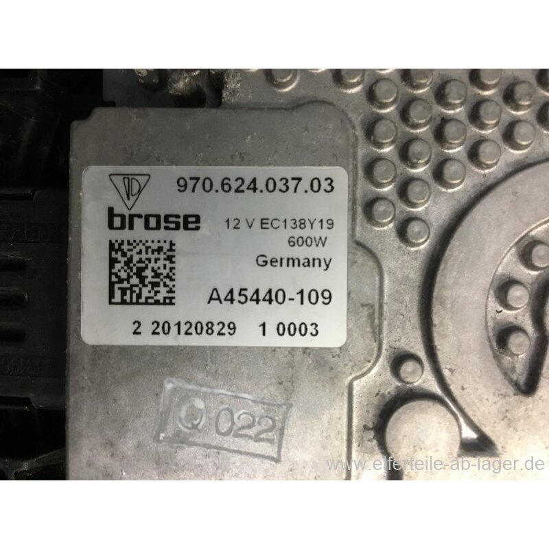 Porsche 970 Panamera Kühlluftführung mit Lüfter Neuwertig 97010606106